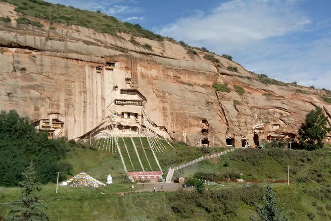 Private Day Tour: Horse Hoof Temple Grottoes and Zhangye Danxia Landform - Key Points