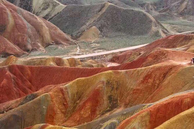 Private Day Tour: Horse Hoof Temple Grottoes and Zhangye Danxia Landform - Final Thoughts: Is This Tour Right for You?