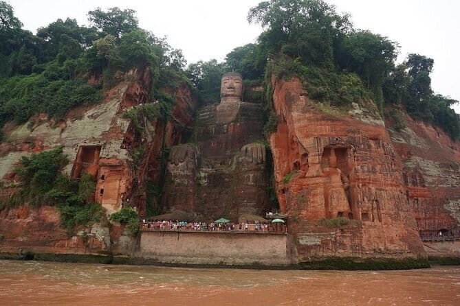 Private Day Tour: Leshan Buddha Of Chengdu - Authentic Experiences and Traveler Insights