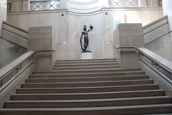 Private Day Tour of Cardiff, including Cardiff Castle, St Fagans, & Cardiff Bay - Diving Into Cardiff’s Musical and Artistic Heritage