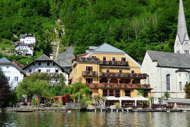 Private Day Tour of Hallstatt and Salzburg From Vienna - Traveler Experiences and Feedback