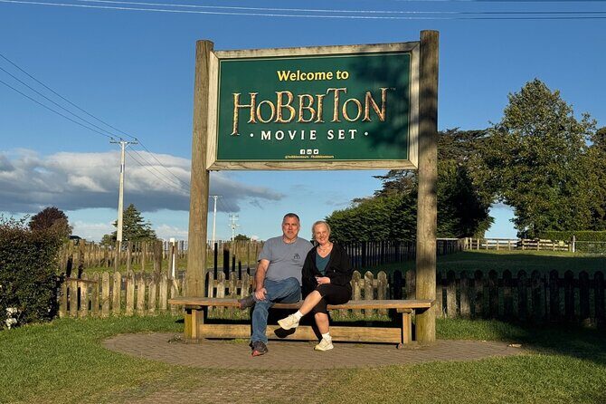 Private Day Tour of Hobbiton Movie Set, Rotorua Mud Pool & More - An In-Depth Look at the Itinerary