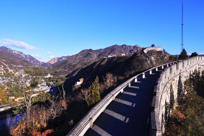 Private Day Tour of Juyongguan Great Wall and Sacred Way from Beijing - The Silk Museum and Cultural Insights