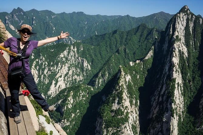 Private Day Tour of Mountain Huashan from Xi'an - Practicalities and Tips for Travelers