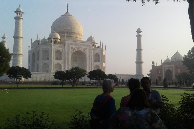 Private Day Tour of Taj Mahal-Agra Fort from Delhi All Inclusive - Exploring Agra Fort
