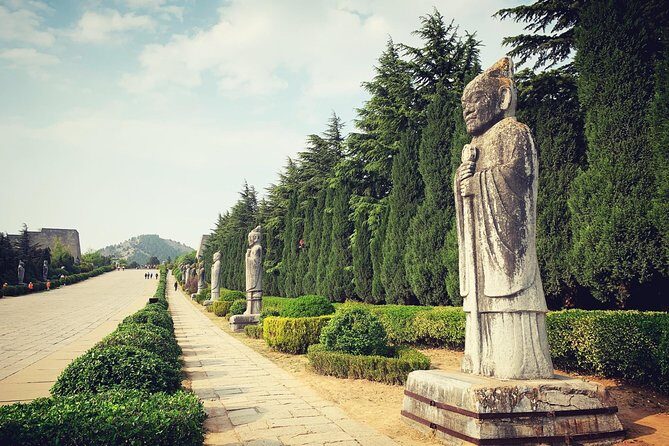 Private Day Tour: Qianling Mausoleum and Famen Temple - Discovering the Sites: A Close Look at the Itinerary