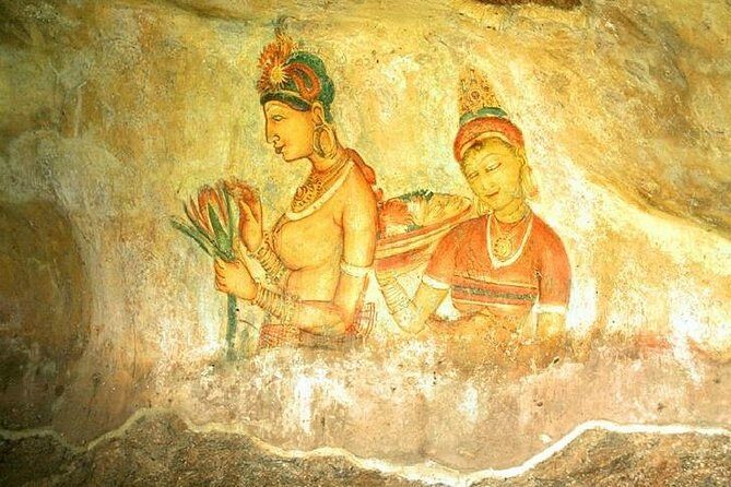 Private day Tour Sigiriya & Dambulla Cave Temple with Entrance Fee & Lunch - What Past Travelers Say