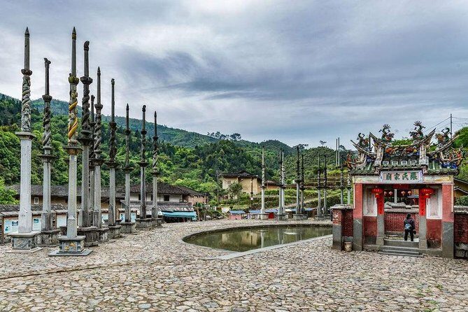 Private Day Tour Tianluokeng Tulou Cluster And Taxia Village From Xiamen - Scenic Lunch in the Countryside