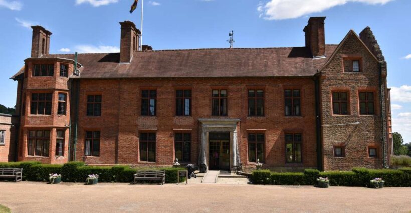 Private Day Tour to Chartwell, Home of Sir Winston Churchill - FAQ
