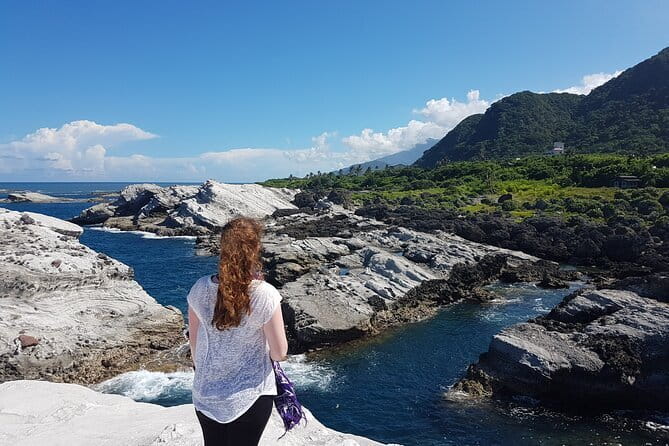 Private Day Tour to East Coast  Jade Picking from Hualien - Key Points