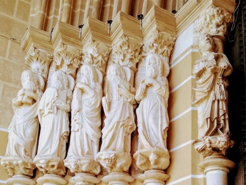 Private day tour to Évora: cork, factory, winery & the city - The Itinerary: What to Expect from This Day in Évora