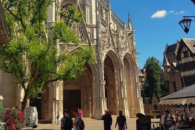 Private day tour to Giverny Gardens and Rouen from Paris - Authentic Traveler Feedback