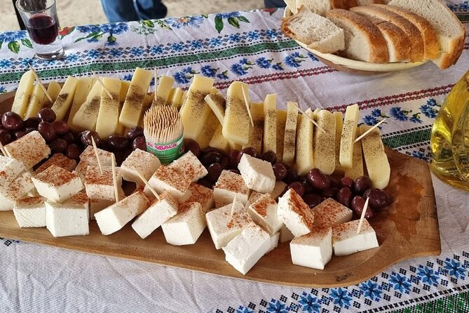 Private Day Tour to Historical Villages in Sinaia - FAQ