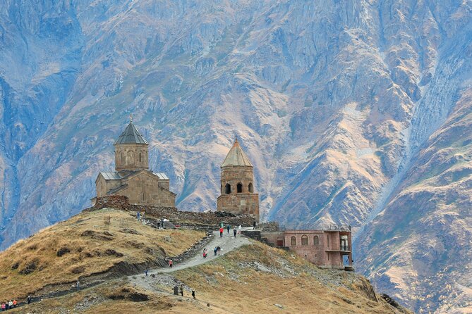 Private Day Tour to Kazbegi and Gudauri - Traveler Experiences