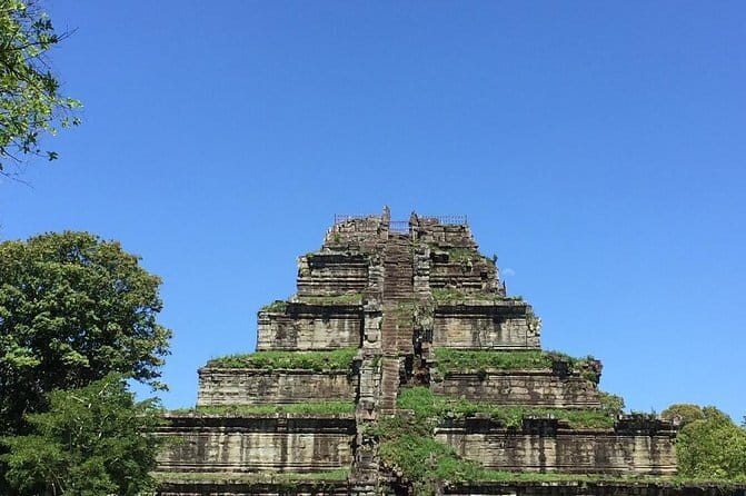 Private Day Tour to Koh Ker Off the Beaten Track - Key Points