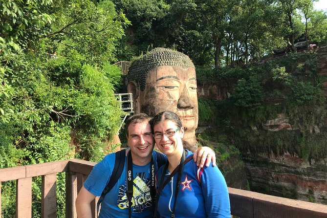 Private Day Tour to Leshan Grand Buddha from Chengdu - The Experience: What to Expect on Your Day