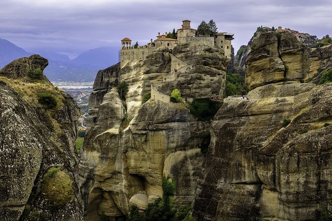 Private Day Tour to Meteora From Thessaloniki Without Guide - Itinerary and Experience