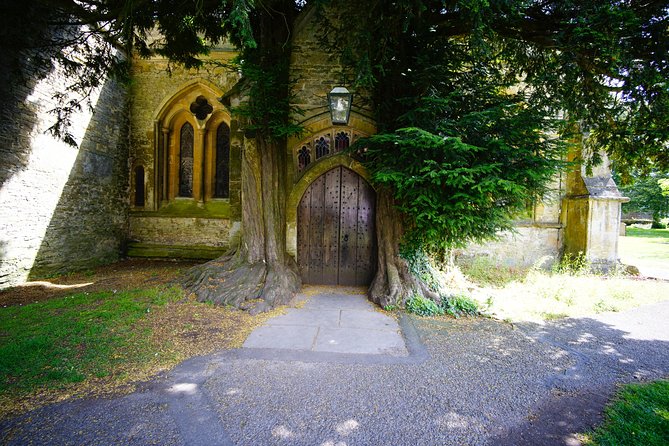 Private Day Tour to Oxford and The Cotswolds - Key Attractions in Oxford