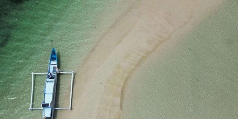 Private day tour to pink beach-sand island-gili petelu - The Logistics: What to Expect