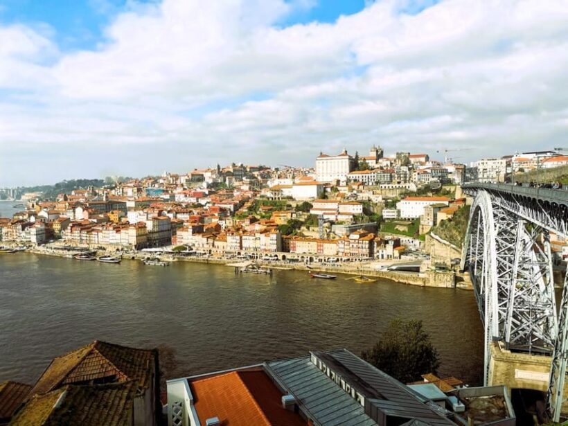 Private Day Tour to Porto with maximum 2 stop in the way - The Sum Up