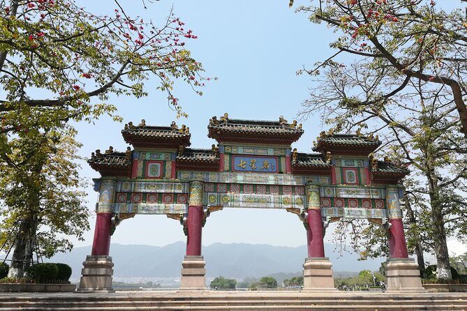 Private Day Tour to Seven Star Crag Natural Wonder from Guangzhou - Who Should Consider This Tour?