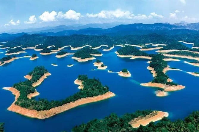 Private Day Tour to Thousand Islands Lake (Qiao Dao Lake) from Hangzhou - An In-Depth Look at the Thousand Islands Lake Tour