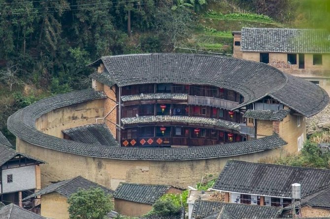 Private Day Tour To Tianluokeng Tulou from Xiamen Including Lunch - What to Expect on the Tour