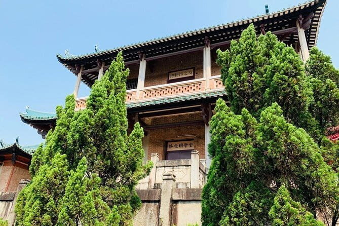 Private Day Tour to Xinhui Bird Paradise and Xinhui Academy from Guangzhou - Exploring Xinhui Bird Paradise: A Birdwatcher’s Dream