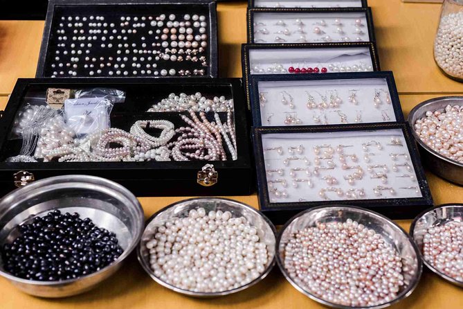 Private Day Tour: Zhujiajiao Water Town with Shanghai Local Shopping Outing - Who Should Consider This Tour?