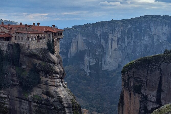 Private Day Trip from Athens to Meteora by VIP Minibus - An In-Depth Look at the Tour Experience