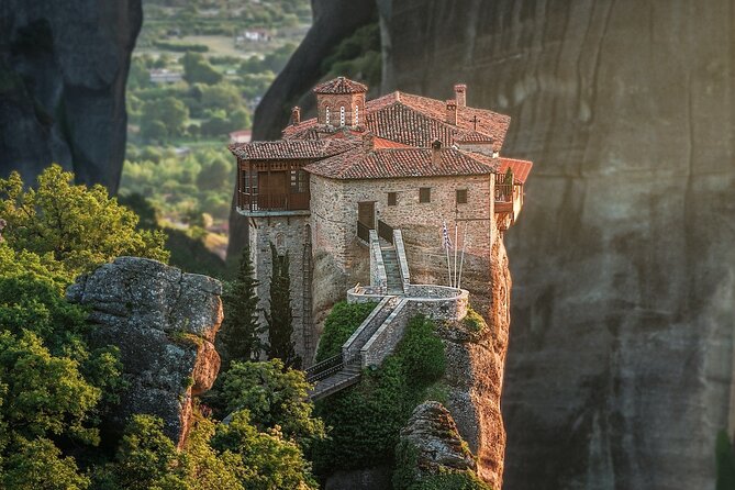 Private Day Trip from Athens to Meteora by VIP Minibus - Who Is This Tour Best For?