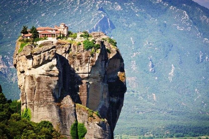 Private Day Trip From Athens to Meteora - Explore Meteora Independently