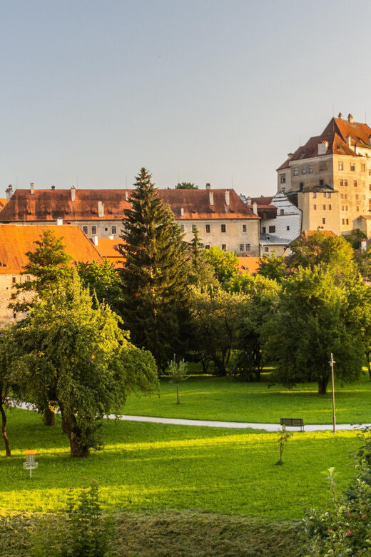 Private day trip from Prague to Cesky Krumlov, and back - Who Should Consider This Tour?
