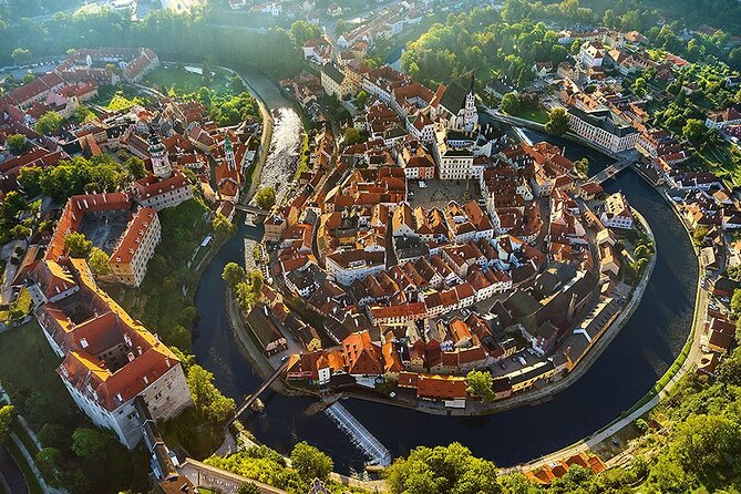 Private Day Trip from Prague to Cesky Krumlov - What Travelers Love About This Tour