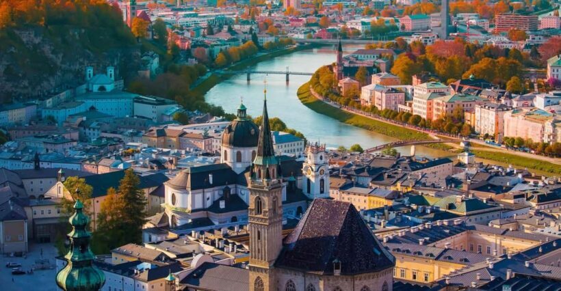 Private day trip from Prague to Vienna and back, in English. - Key Points