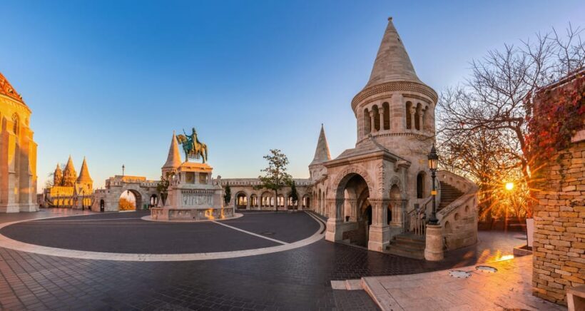 Private day trip from Vienna to Budapest and back in english - Authentic Experiences and Traveler Tips