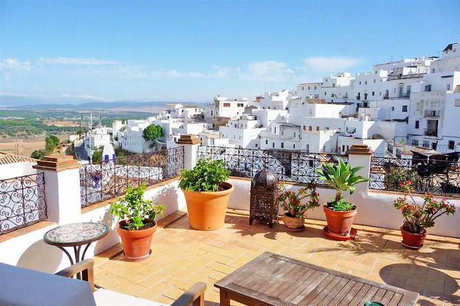 *Private Day Trip* Gibraltar and Vejer From Cádiz - Accessibility and Participation