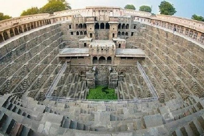 Private Day Trip to Abhaneri Stepwell & Monkey Temple from Jaipur - What Travelers Say