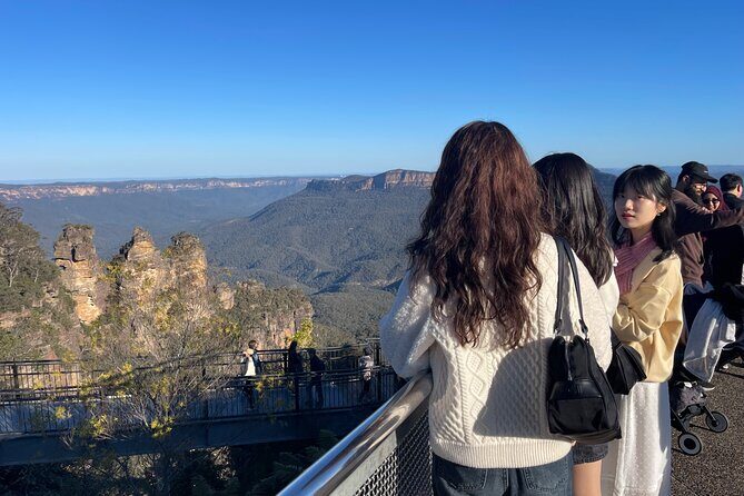 Private Day Trip to Featherdale, Scenic World and Three Sisters - A Balanced Look at the Blue Mountains Private Day Trip