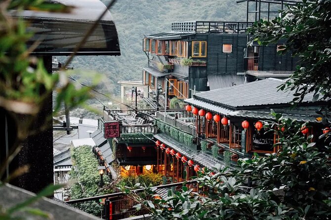 Private Day Trip to Jiufen, Shifen and Yehliu Park - Authentic Experiences and Highlights