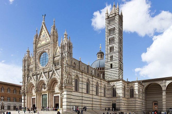 Private Day Trip to Siena and San Gimignano from Rome - Who Should Consider This Tour?