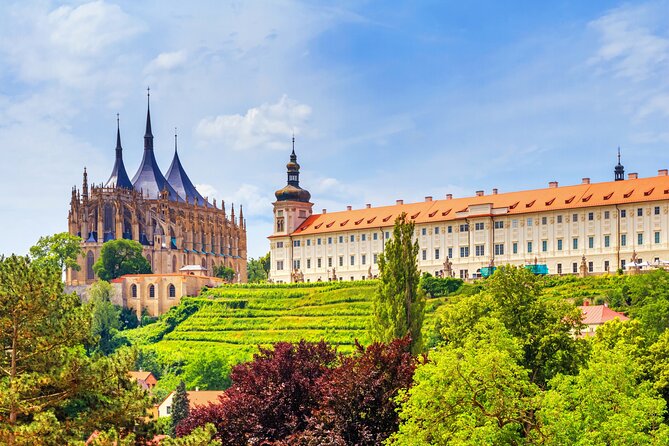 Private Day Trip to the Medieval Town of Kutna Hora - Key Points