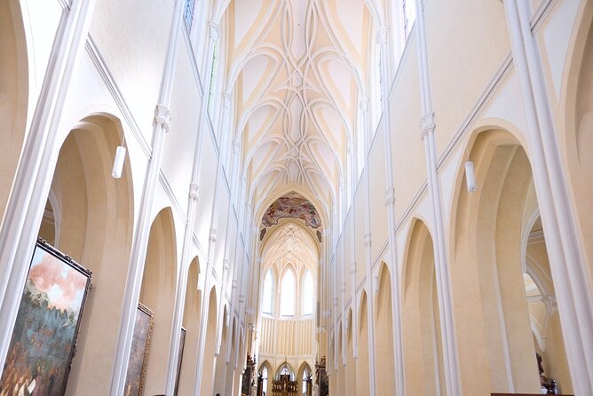 Private Day Trip to the Medieval Town of Kutna Hora - The Experience: Practical and Authentic