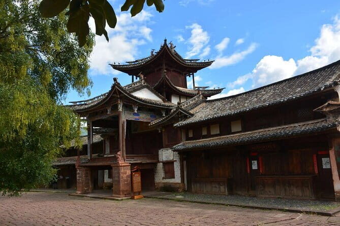 Private Day Trip to Yangtze River First Bend, Shigu Ancient Town, Tiger Leaping Gorge from Lijiang - FAQ