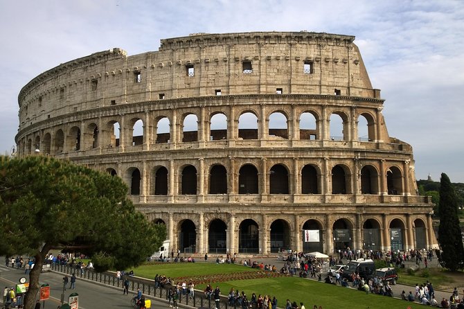 Private Daytour of Rome From Civitavecchia Port Van Mercedes V Class - The Colosseum Experience