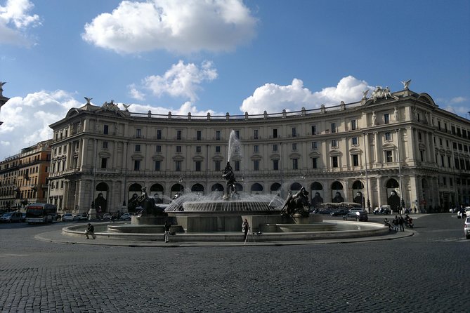 Private daytour of Rome from Civitavecchia port van Mercedes V - The Sum Up