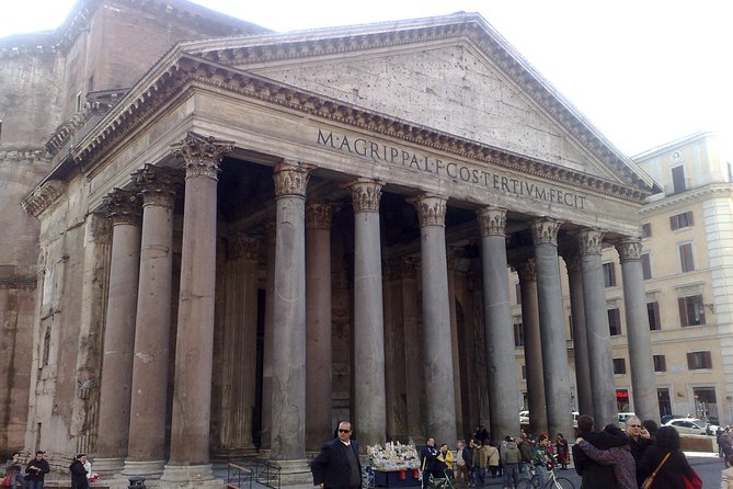 Private daytour of Rome from Civitavecchia port van Mercedes V - FAQ