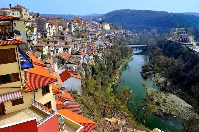 Private Daytrip to Buzludzha Monument and Veliko Tarnovo - Reviews and Recommendations