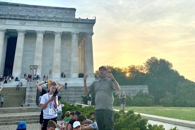 Private DC Guided Bus Tour with Step Off Guide - The Sum Up