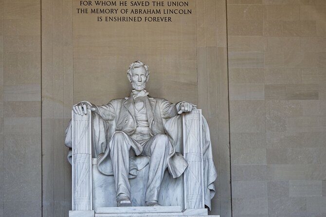 Private DC Monuments by Moonlight (Up to 12 Guests) - The Cost and What You Get